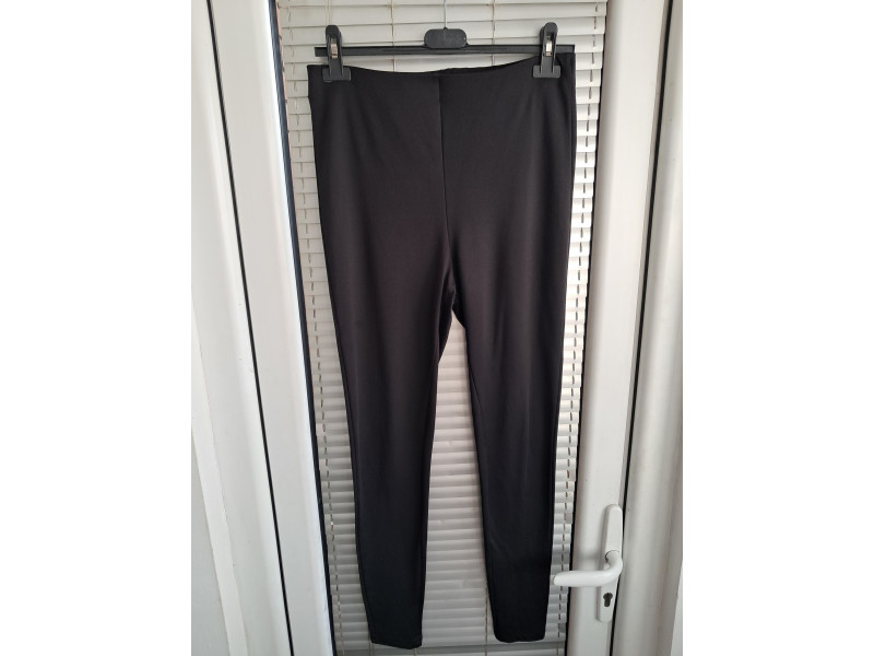 H&M crne helanke vel M