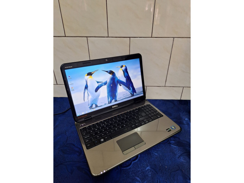 DELL Inspirion M5010