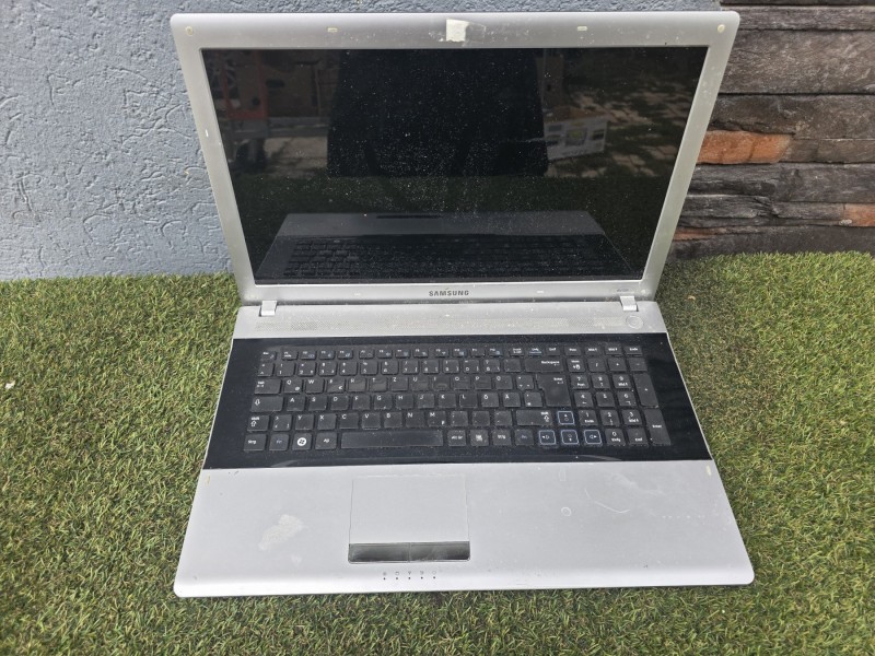 Laptop SAMSUNG