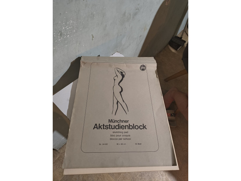 VANG BLOK ZA CRTANJE AKTA 36×48 GERMANY 30 LISTOVA
