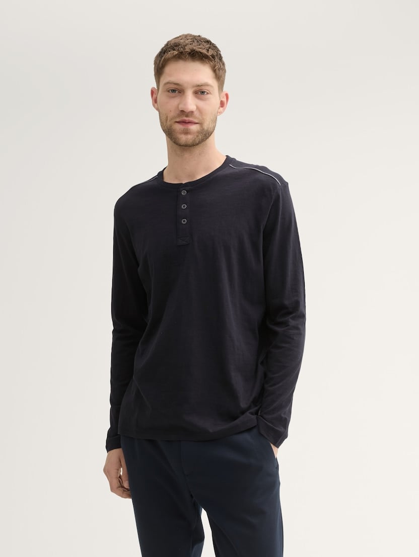 Majica sa Henley izrezom