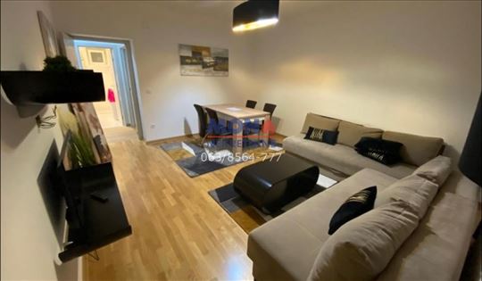 Paviljoni, Radoja Dakića,51m2, renoviran, namešten