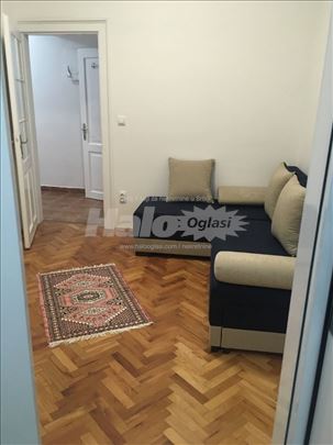 izdajem dvosoban stan, I sprat, Dorćol, vlasnik