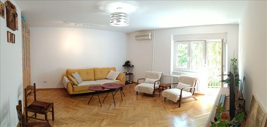 Paviljoni, Radoje Dakic, 77m2+ 4 terase
