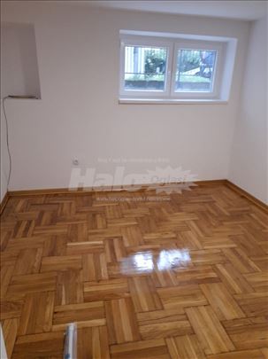 Izdaje se renoviran 2.0 stan u Zemunu