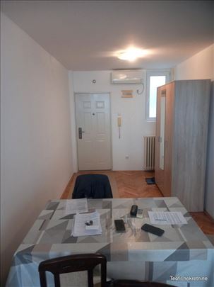 Fontana 60(L) kompletno renoviran,namešten