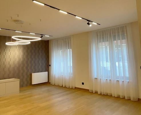 Lux stan pogodan za ordinaciju ili office, ID 1704