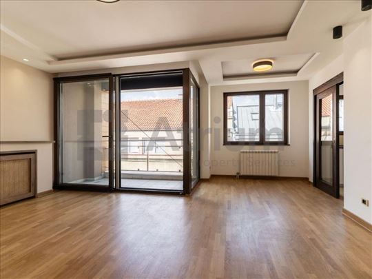 Neuseljavan, modaran stan u mirnom okruženju, nado