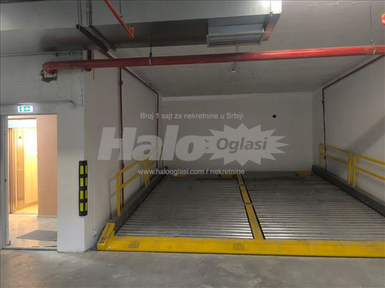 Izdaje se parking mesto u centru, ispod Tasmajdana