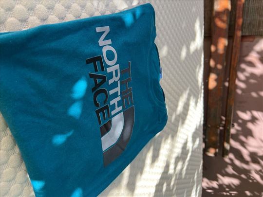 North Face majica nova (nikad nošena)