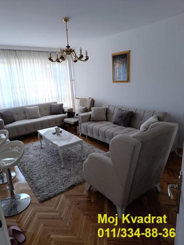 Dvosoban stan na prodaju, 72m2, 245.000€
