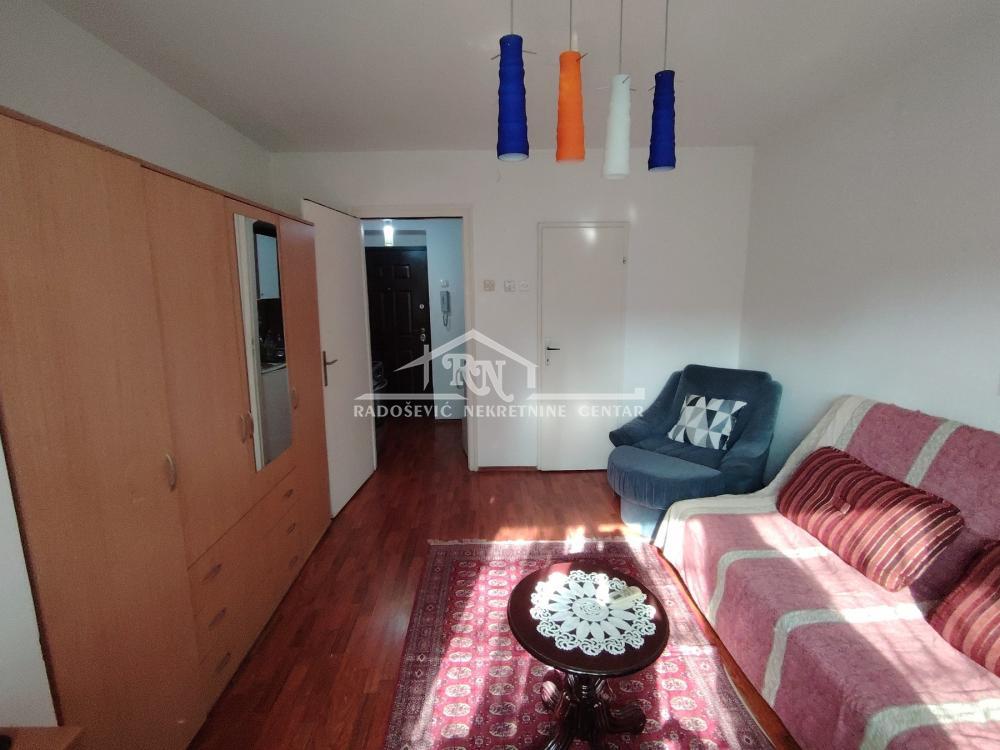 Durmitorska, Stan za izdavanje, 21m2, 400€