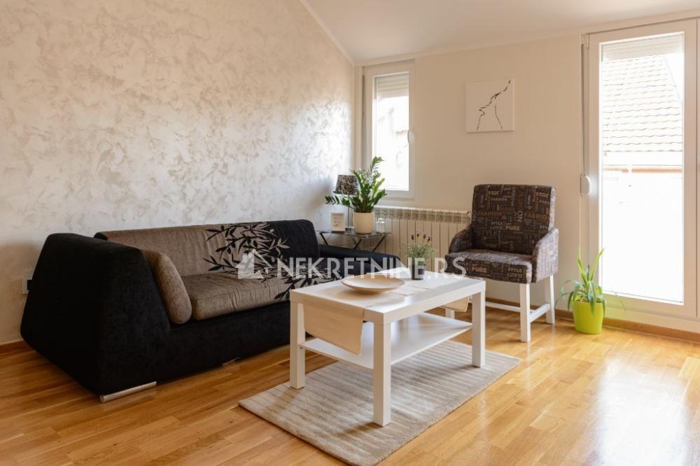 Bistrička, Dvosoban stan za izdavanje, 37m2, 650€
