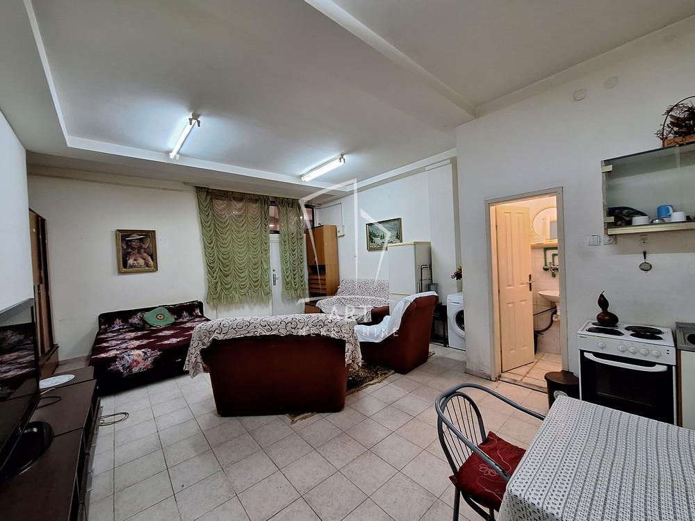 Zdravka Čelara, Jednosoban stan za izdavanje, 41m2, 450€