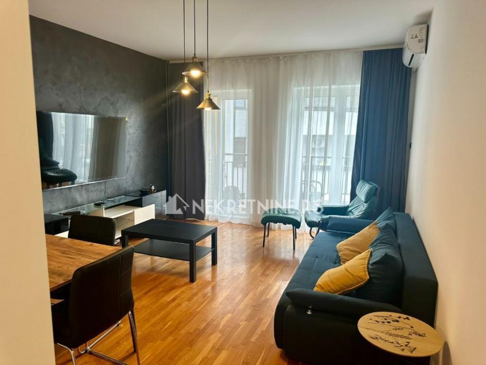 Mihaila Gavrilovića, Trosoban stan za izdavanje, 65m2, 800€