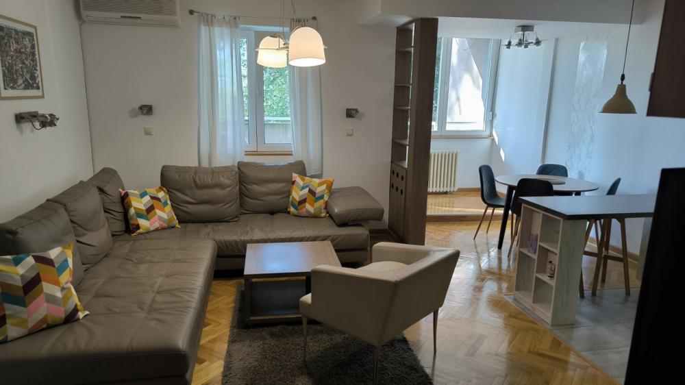 Bulevar kneza Aleksandra Karađorđevića, Trosoban stan za izdavanje, 90m2, 1.100€