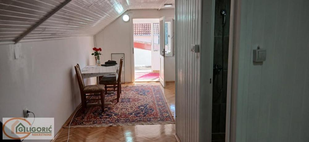 Elemirska, Jednoiposoban stan za izdavanje, 36m2, 270€