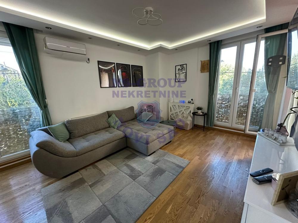 Četvorosoban stan na prodaju, 75m2, 265.000€