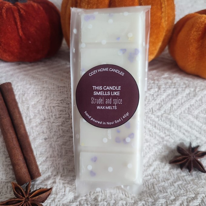 Strudel and spice wax melts