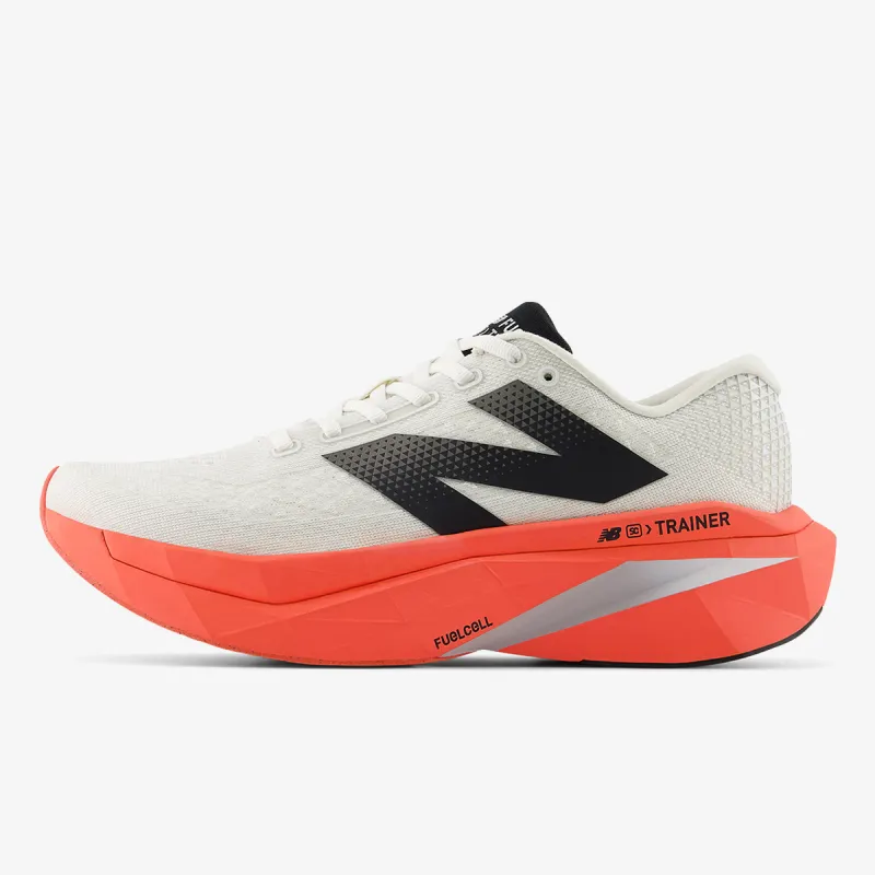 New Balance FuelCell SuperComp Trainer v3