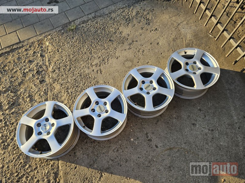 AluFelne 15Coli 5x110 Opel kao nove odlicne
