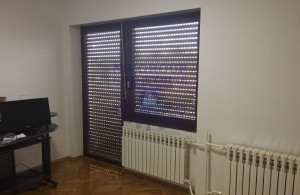 Prodajem Kuću, Rumenka