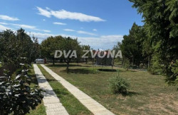 Vaš kutak mira u Čortanovcima – vikendica sa velikim potencijalom!