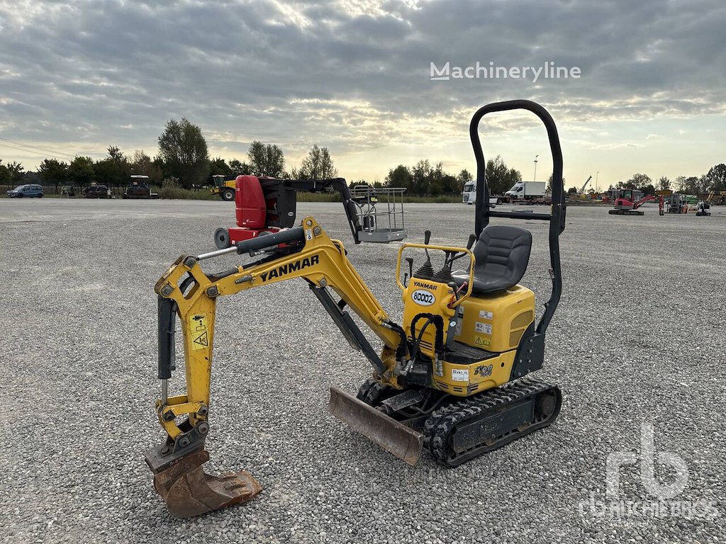 Prodaje se Yanmar SV08-1A(S) mini bager na aukciji