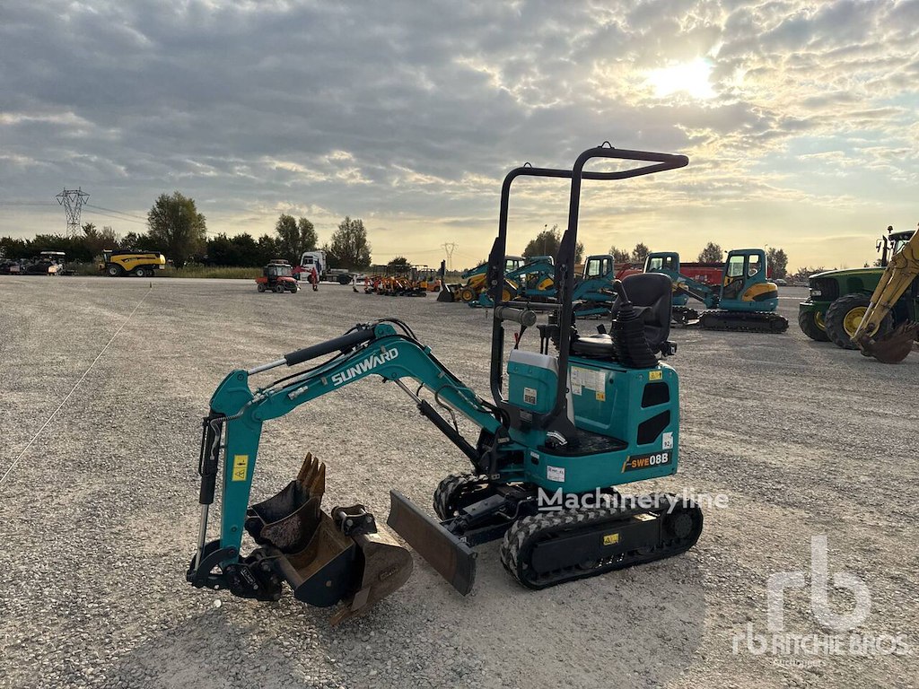 Prodaje se Sunward SWE08B mini bager na aukciji