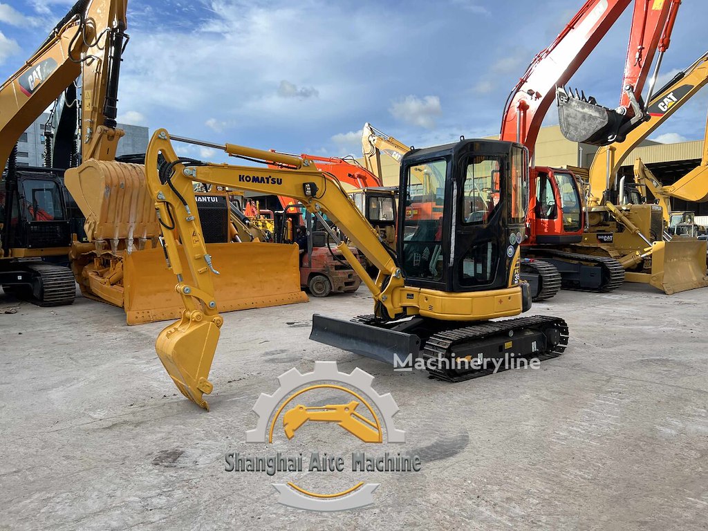Komatsu PC35 mini bager