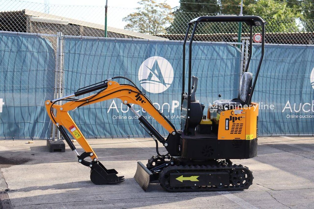 Prodaje se JPC HT12 mini bager na aukciji