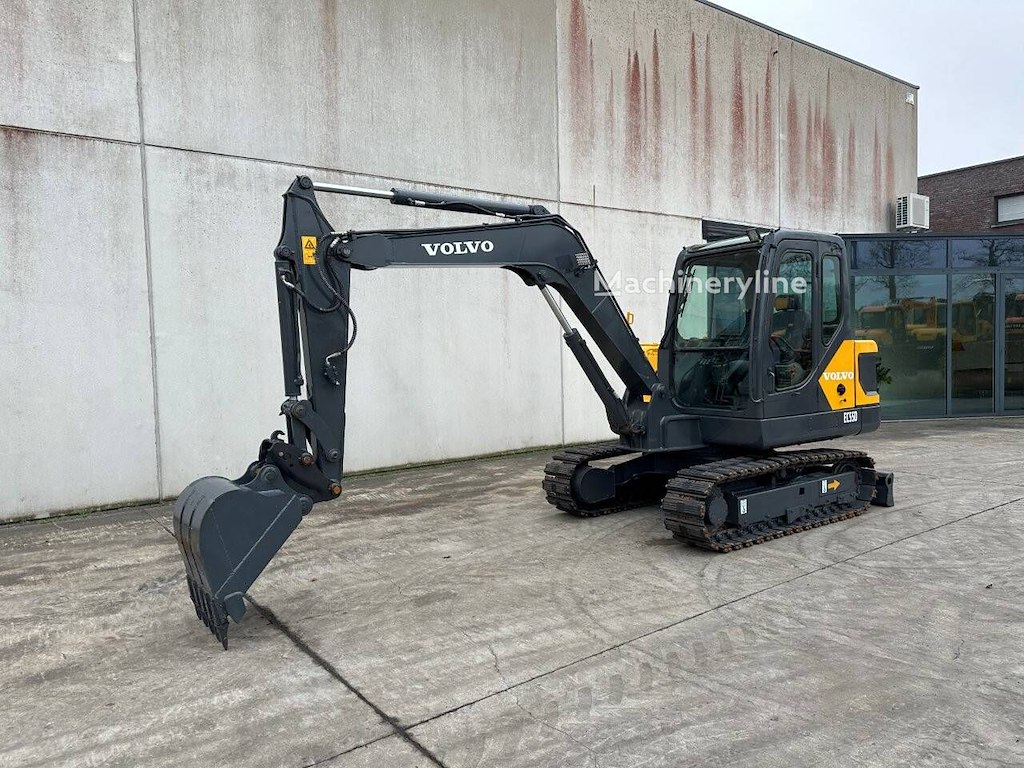 Prodaje se Volvo EC55D bager guseničar na aukciji
