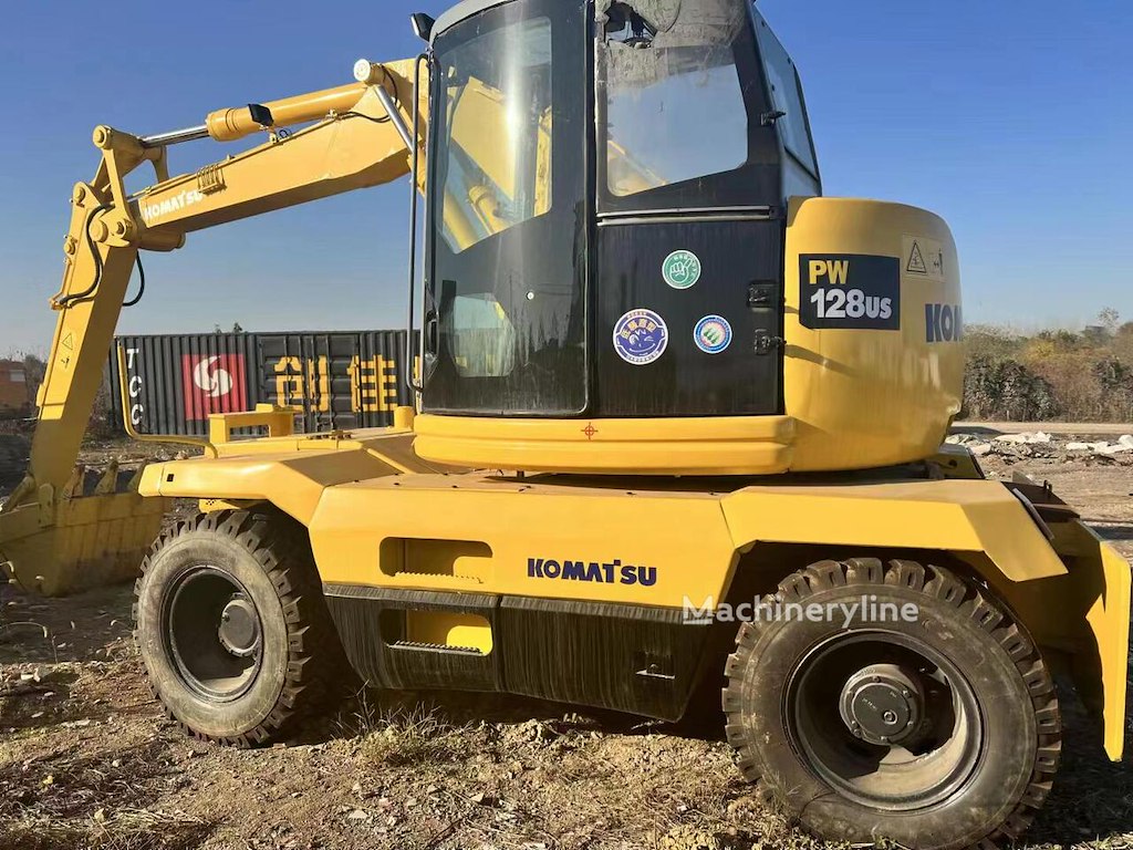 Komatsu PC128 bager točkaš