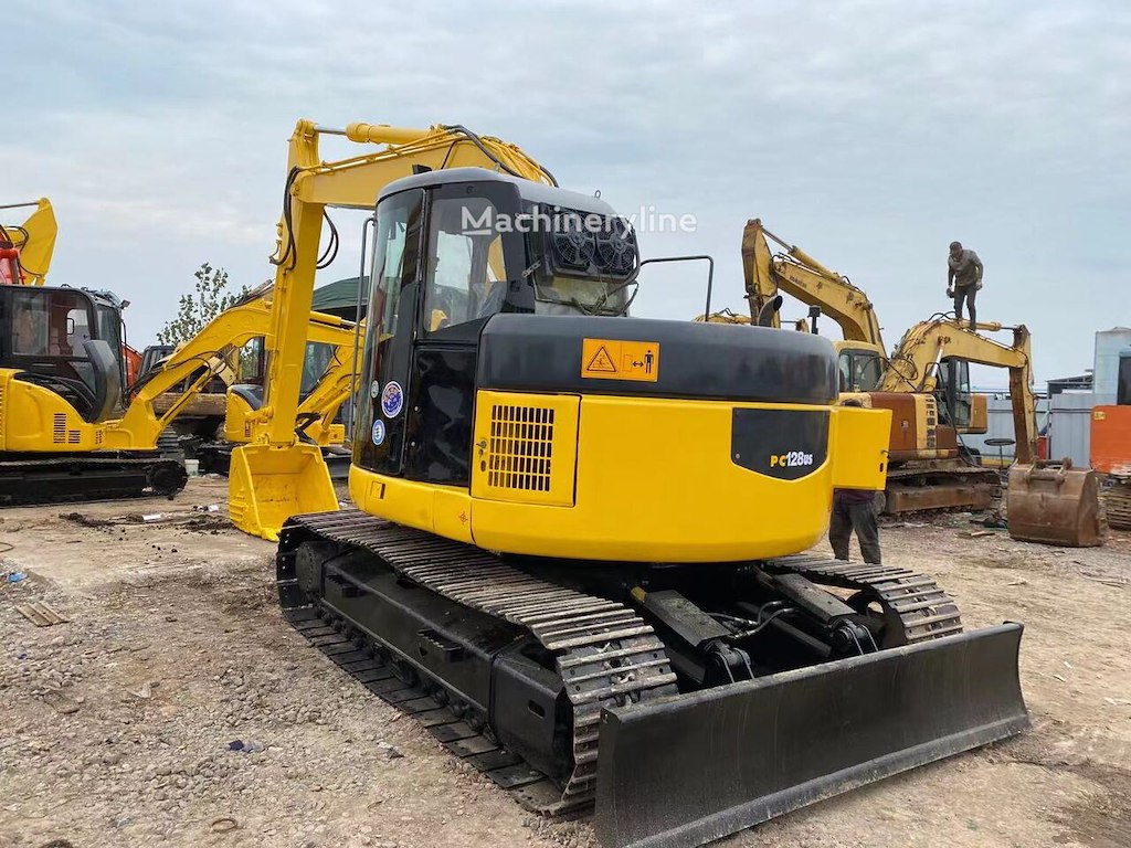 Komatsu PC128US bager guseničar