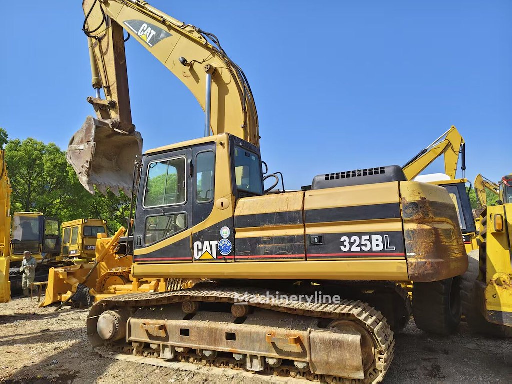 Caterpillar 325BL bager guseničar