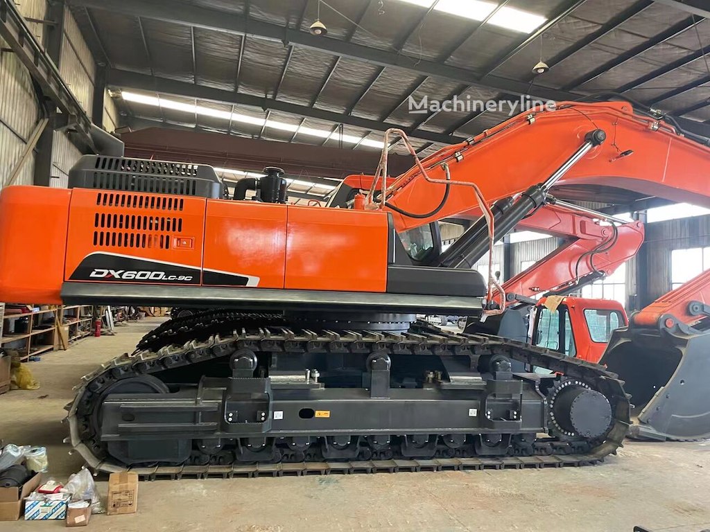 Novi Doosan DX600LC-9C bager guseničar