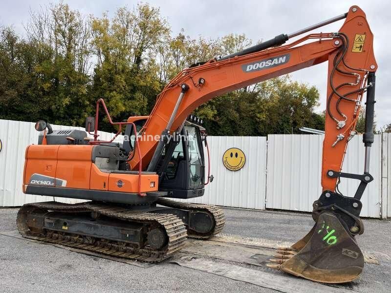 Doosan DX140LC-5 bager guseničar
