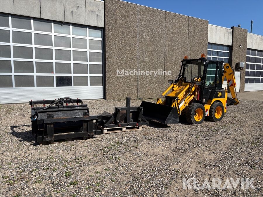 Prodaje se JCB 1 CX HF bager-utovarivač na aukciji