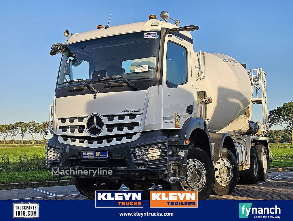 Mercedes-Benz AROCS 3240 PUTZMEISTER 9M3 kamion s mešalicom za beton