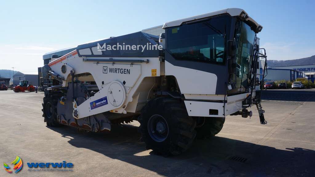 Wirtgen WR 240 / TIER 3 mašina za reciklažu asfalta