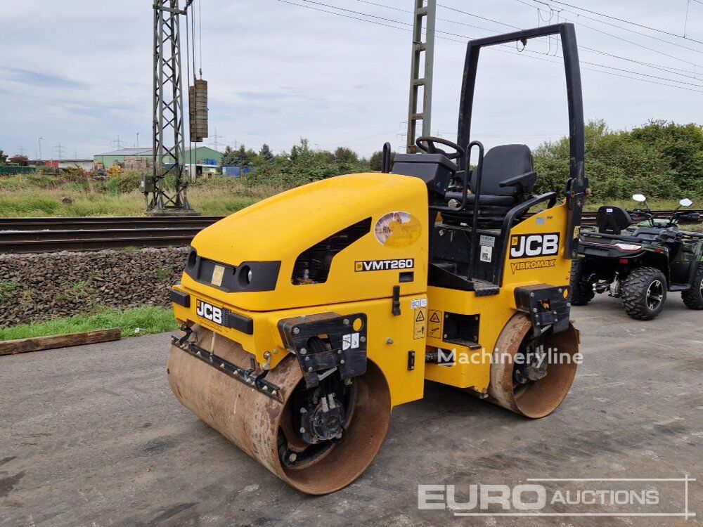 Prodaje se JCB VMT260 mali valjak na aukciji