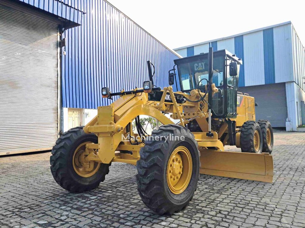 Caterpillar 140K grejder