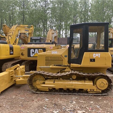 Caterpillar D5G buldožer
