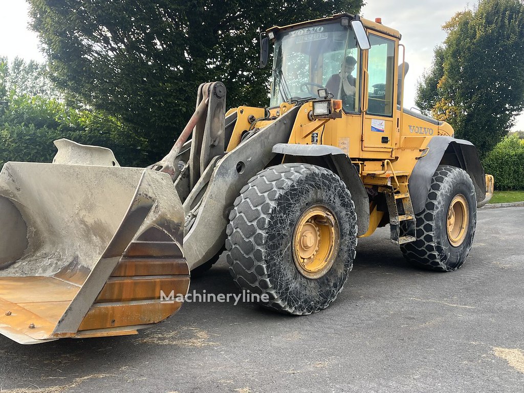 Volvo L120E prednji utovarivač