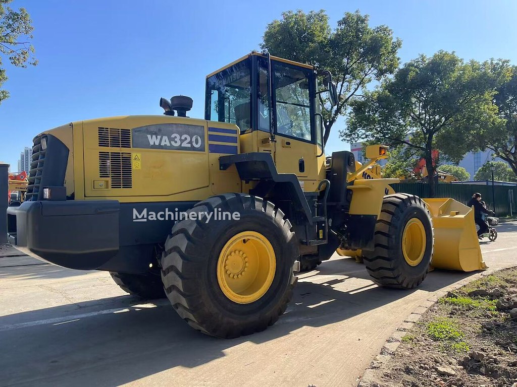 Novi Komatsu WA320-5 prednji utovarivač