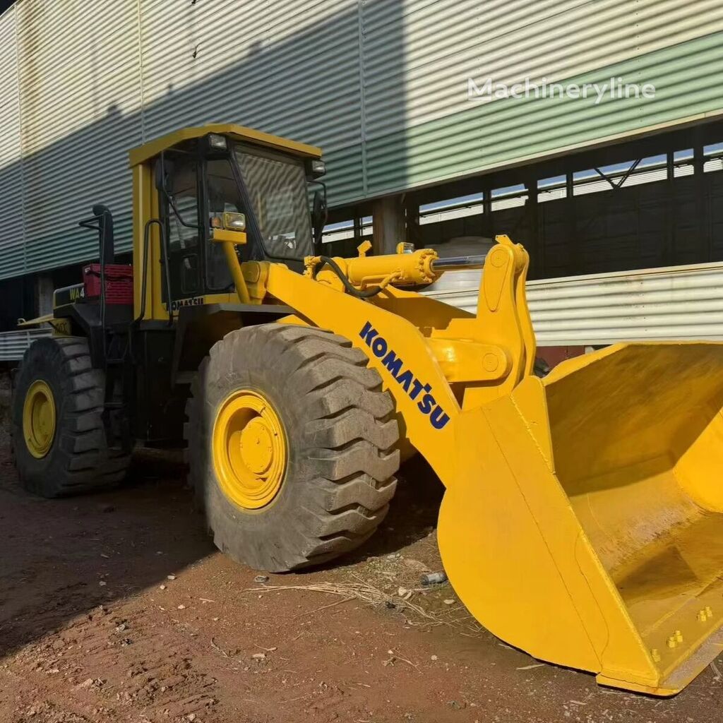 Komatsu WA470-3 prednji utovarivač