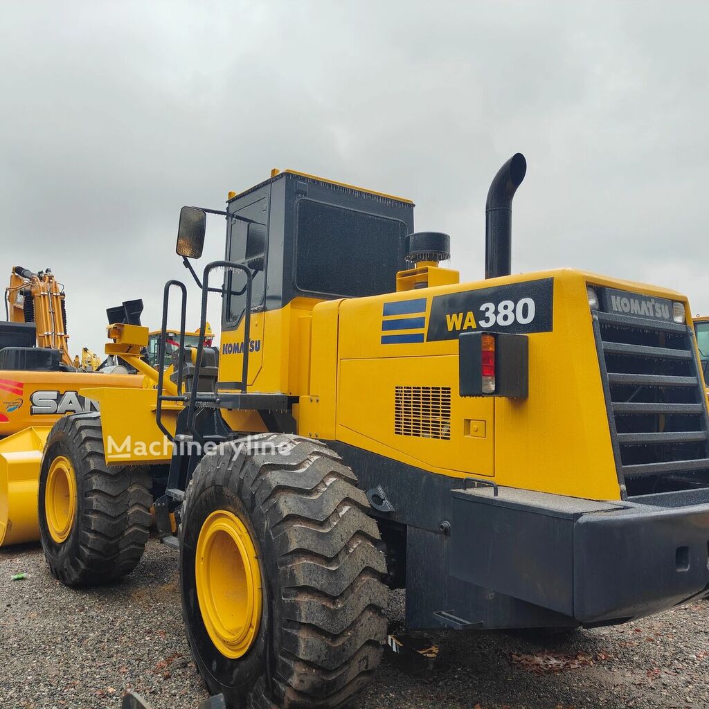 Novi Komatsu WA380-3 prednji utovarivač