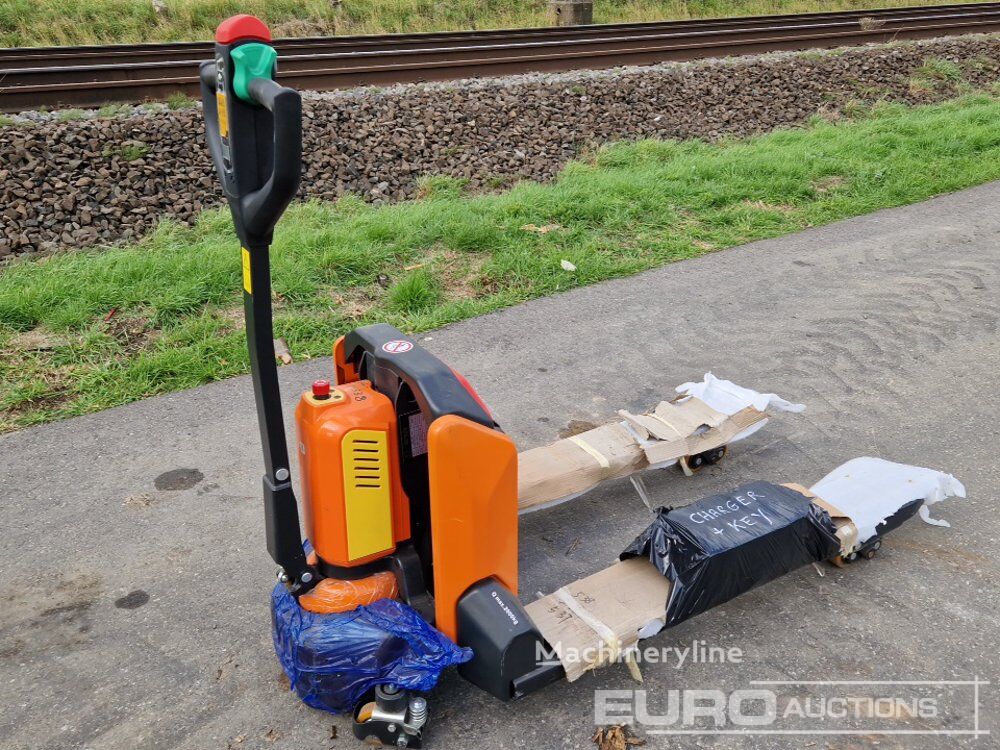 Prodaje se Doosan LPM20N kašiku za prednje utovarivač na aukciji