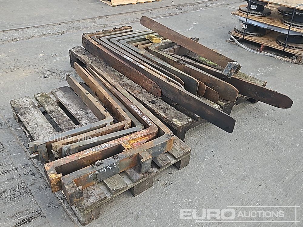 Prodaje se Fork Tynes to suit Forklift (15 of) kašiku za prednje utovarivač na aukciji