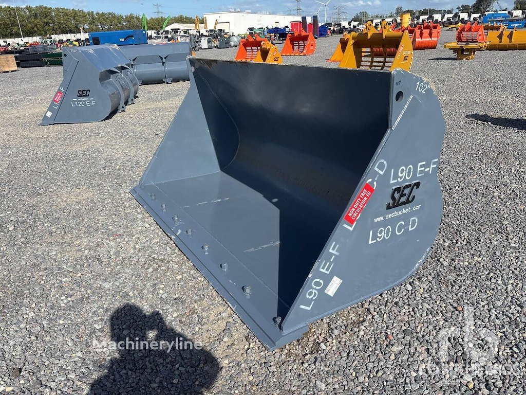 Prodaje se SEC 2600 mm General Purpose 102" to kašiku za prednje utovarivač na aukciji